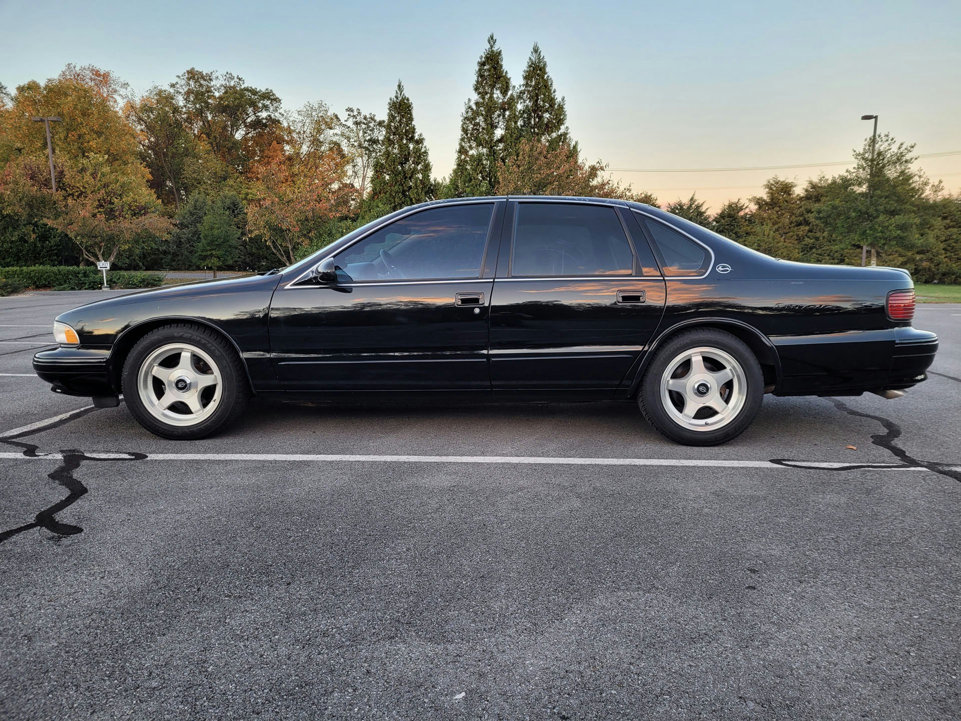 Lingenfelter-Modified 1995 Chevrolet Impala SS Six-Speed Auction ...