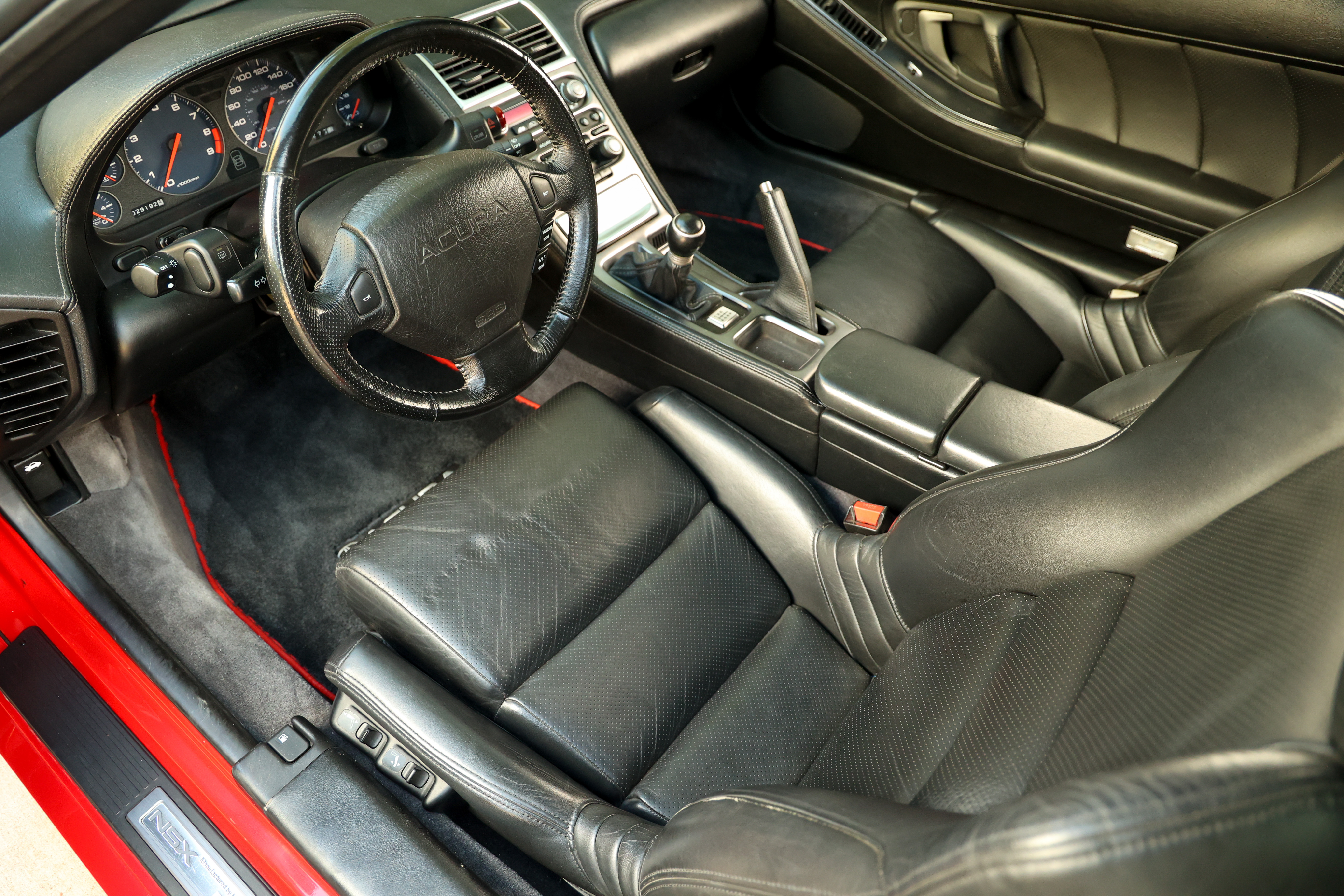 2005 nsx interior